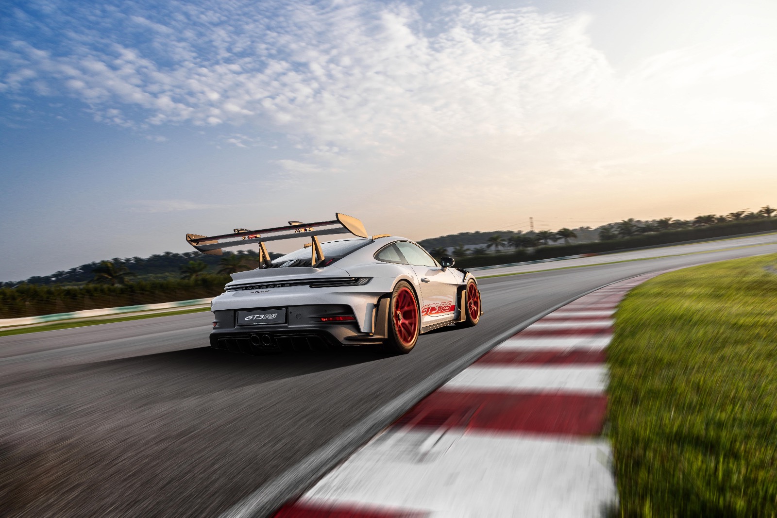Porsche Malaysia Umum Model 911 GT3 RS Serba Baharu!