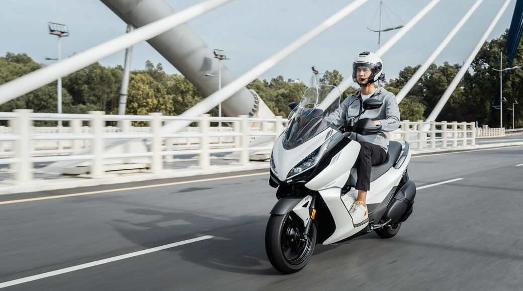 Zontes Malaysia Lancar Zontes 350 Scooter Series. Model Skuter Lengkap ...