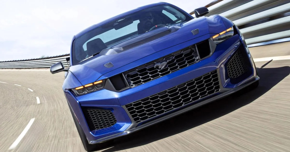 Mustang Dark Horse SC 2026, Versi Paling Ekstrem Dark Horse